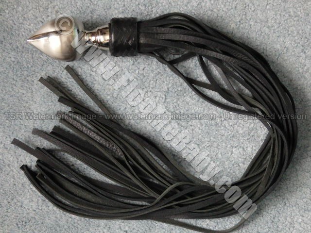 www.FlogMeBaby.com Wonderful Selection of Floggers - Grain Leather ...
